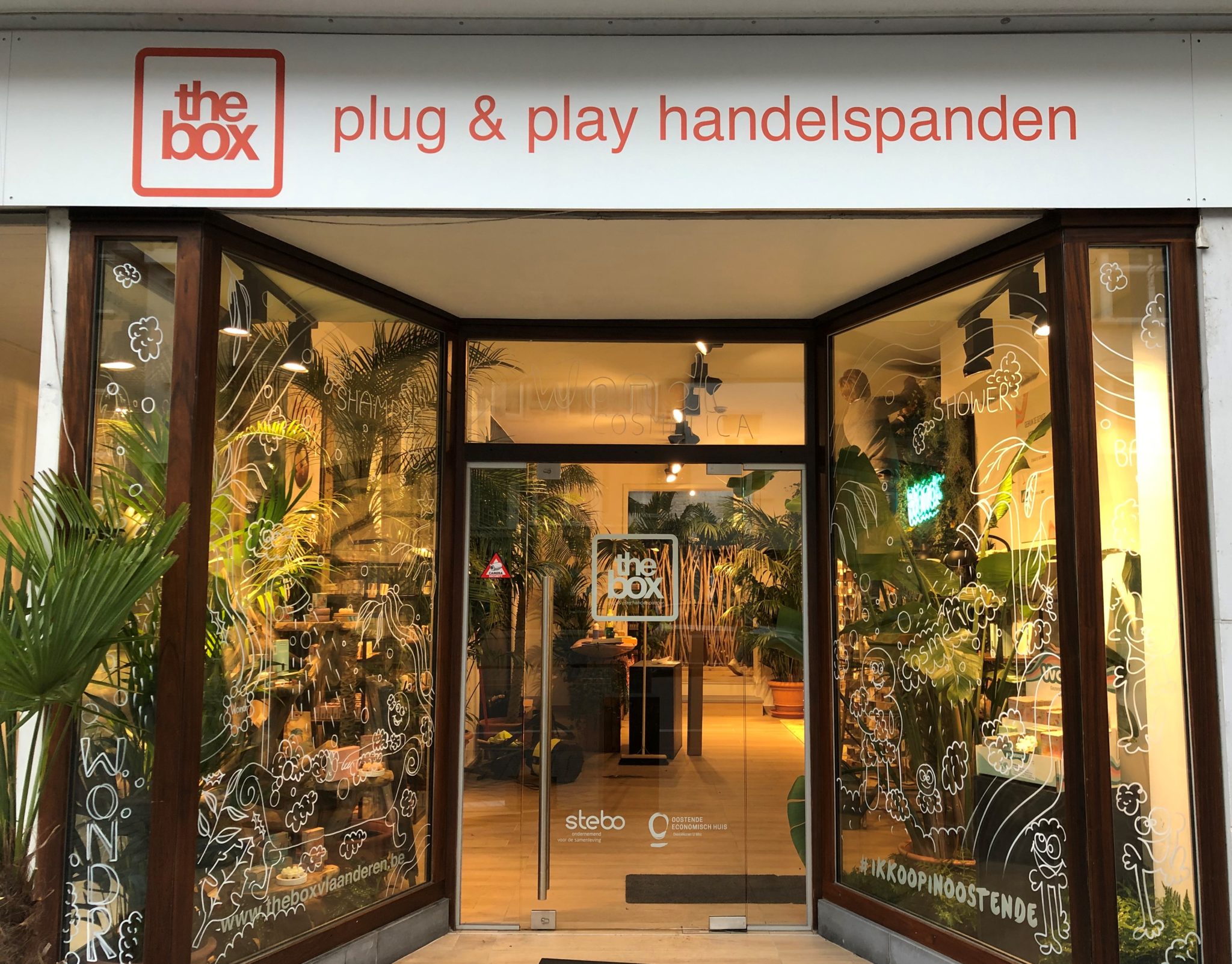 5 ideeën om van je etalage een echte blikvanger te maken - TheBoxVlaanderen